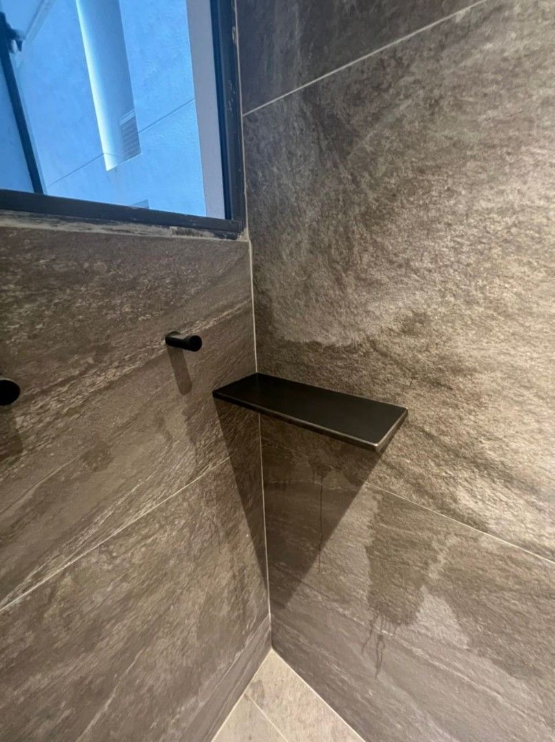 Shampoo ledge, Furniture & Home Living, Bathroom & Kitchen Fixtures on ...