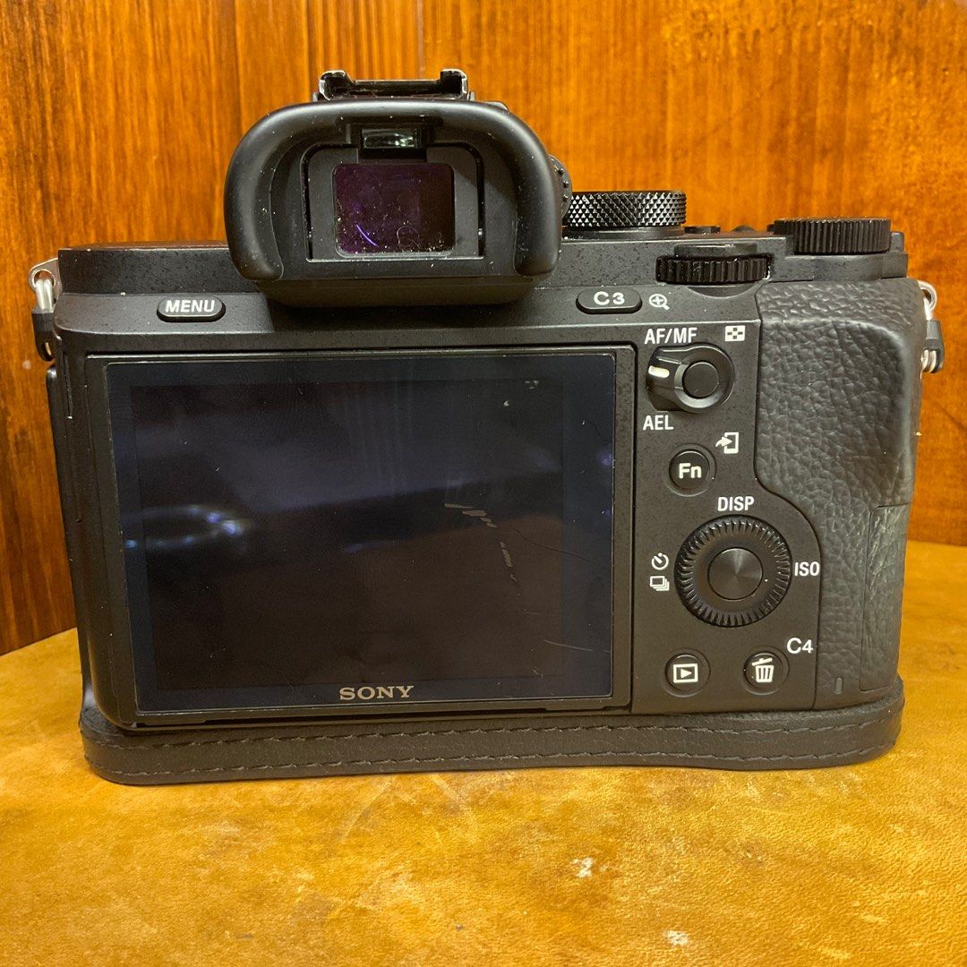 Sony A7 Mk2 (4513454) with charger, Photography, Cameras on Carousell