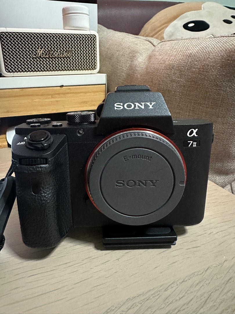 Sony A7ii (body only + box + strap), Photography, Cameras on Carousell