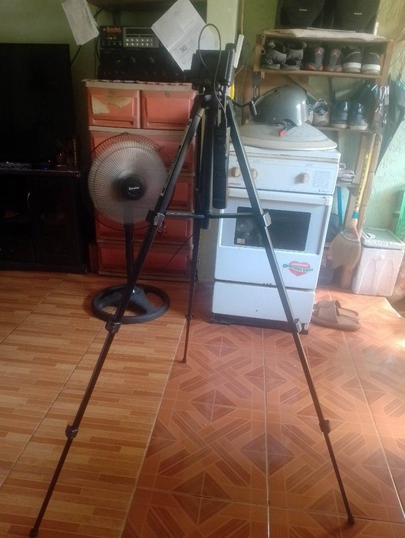 Sony VCT-60AV Multifunction Remote Control Tripod on Carousell