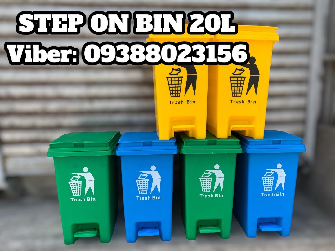 STEP ON TRASH BIN, Furniture & Home Living, Cleaning & Homecare ...