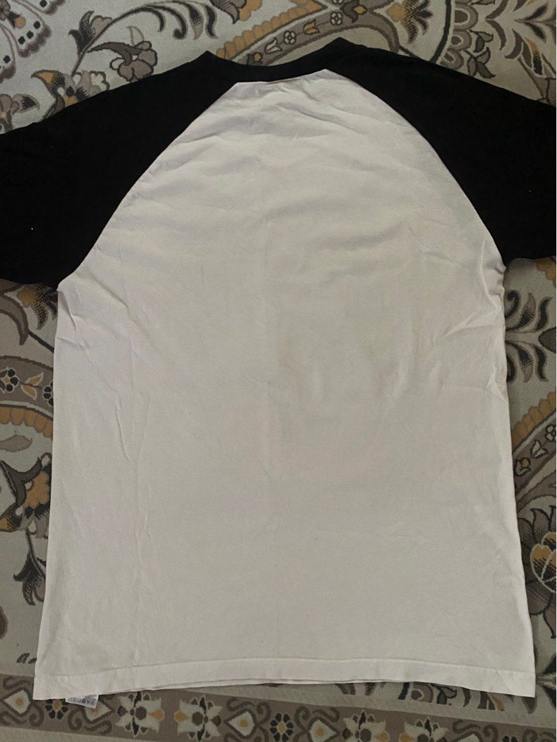 Venom Spiderman, Men's Fashion, Activewear on Carousell