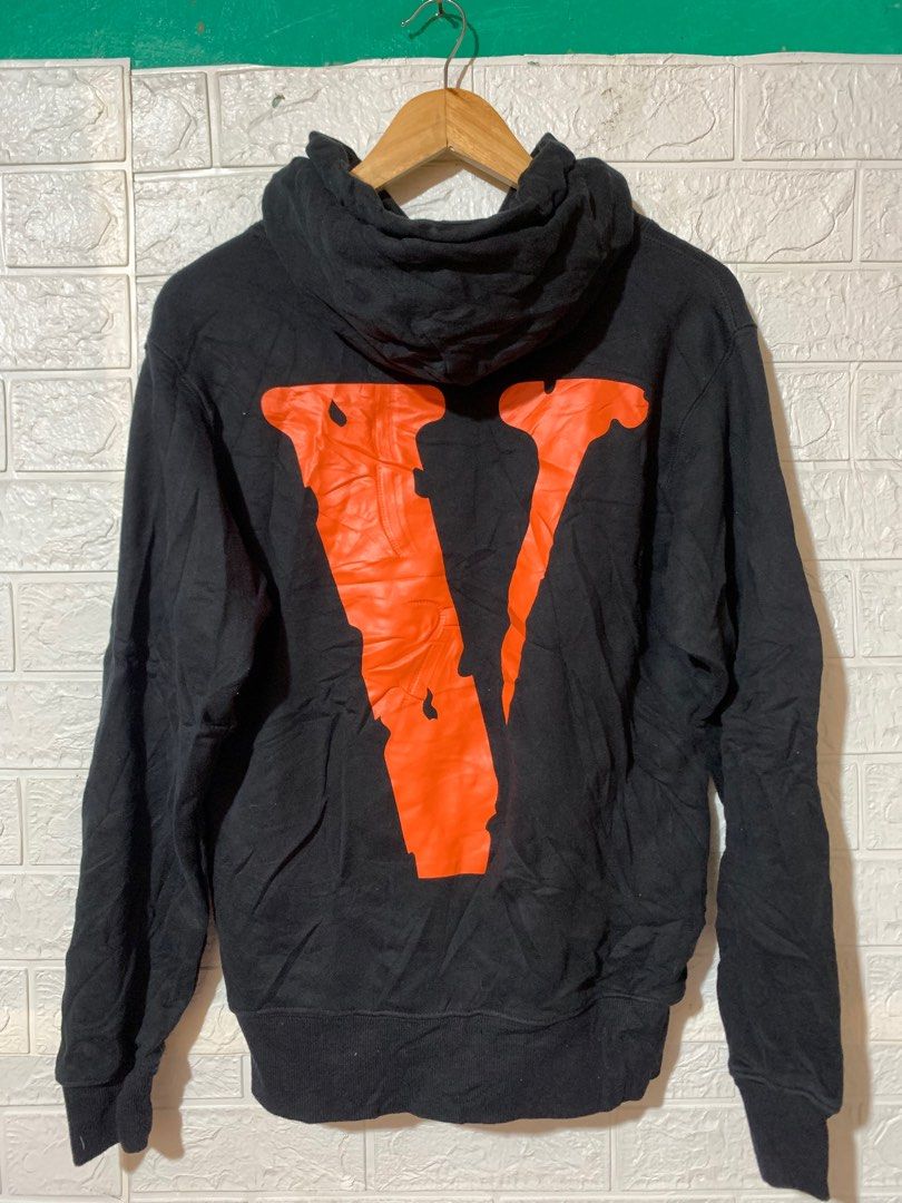VLONE, Men's Fashion, Coats, Jackets and Outerwear on Carousell