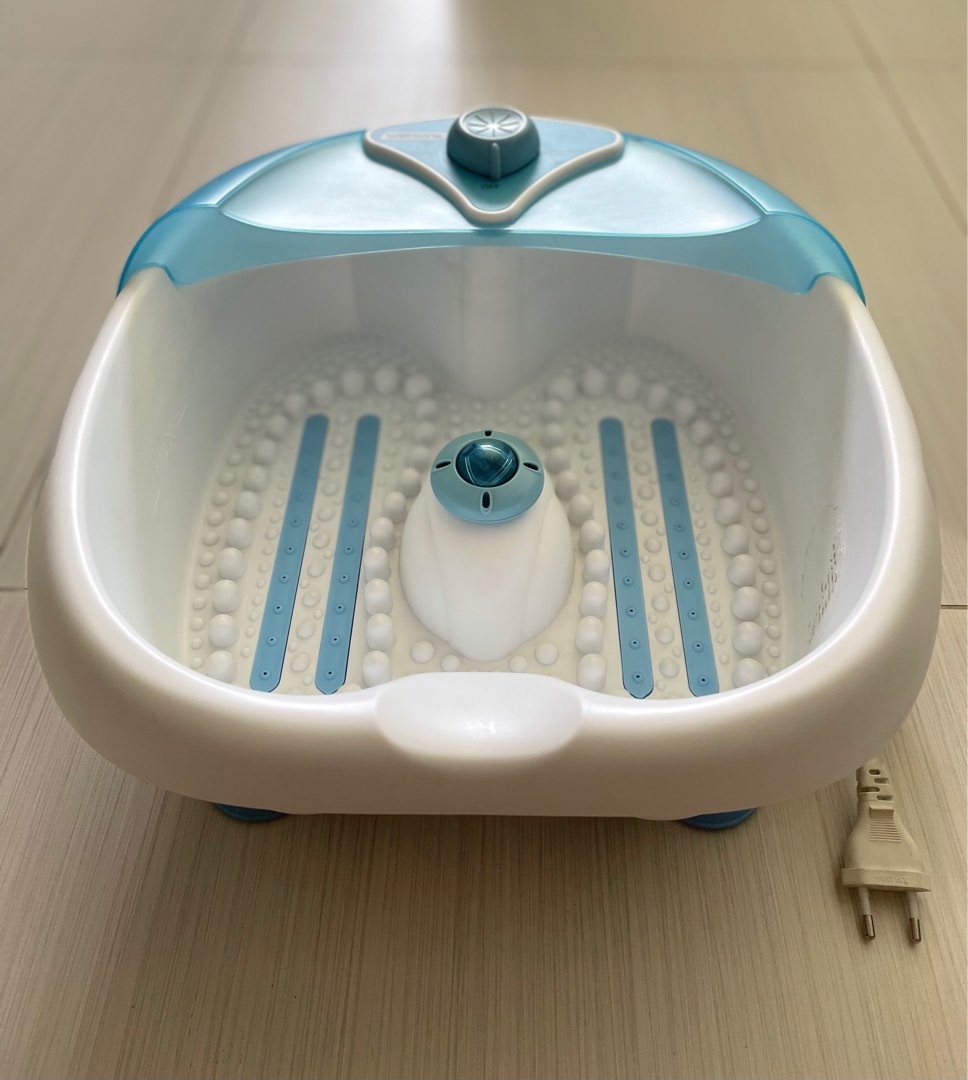 Watsons Bubble Footspa Massager, Beauty & Personal Care, Foot Care on ...