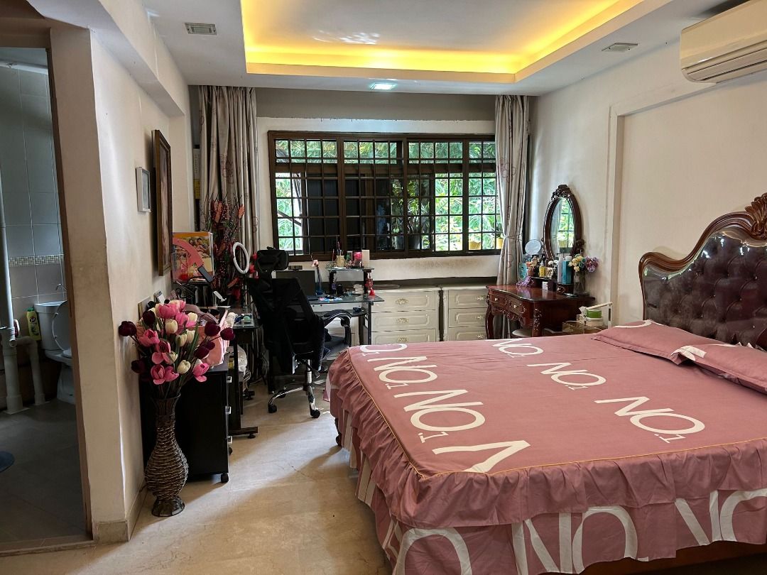 5A BLK 552 Jurong West St 42, Property, For Sale, HDB on Carousell