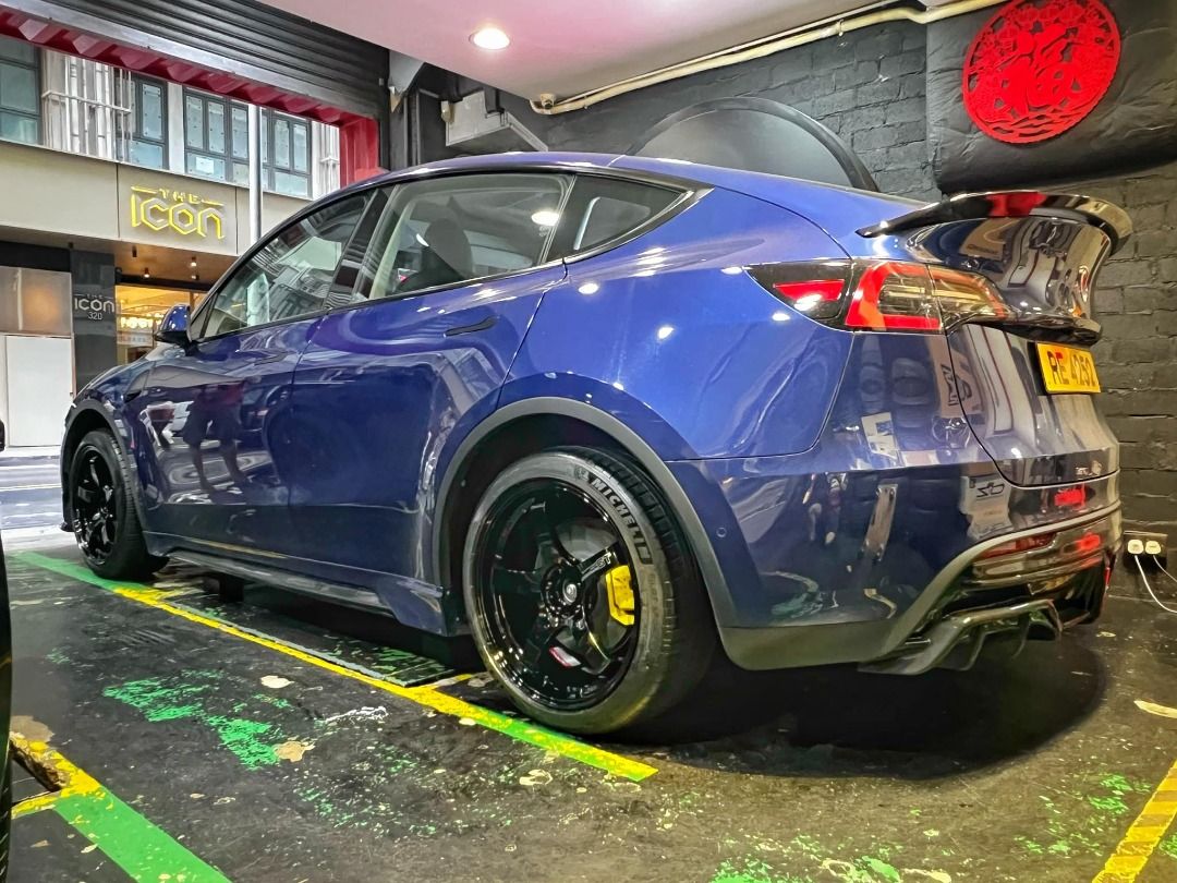 ADVAN GT Tesla, 汽車配件, 車軚 - Carousell