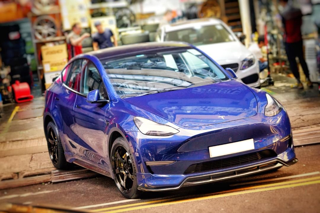 ADVAN GT Tesla, 汽車配件, 車軚 - Carousell