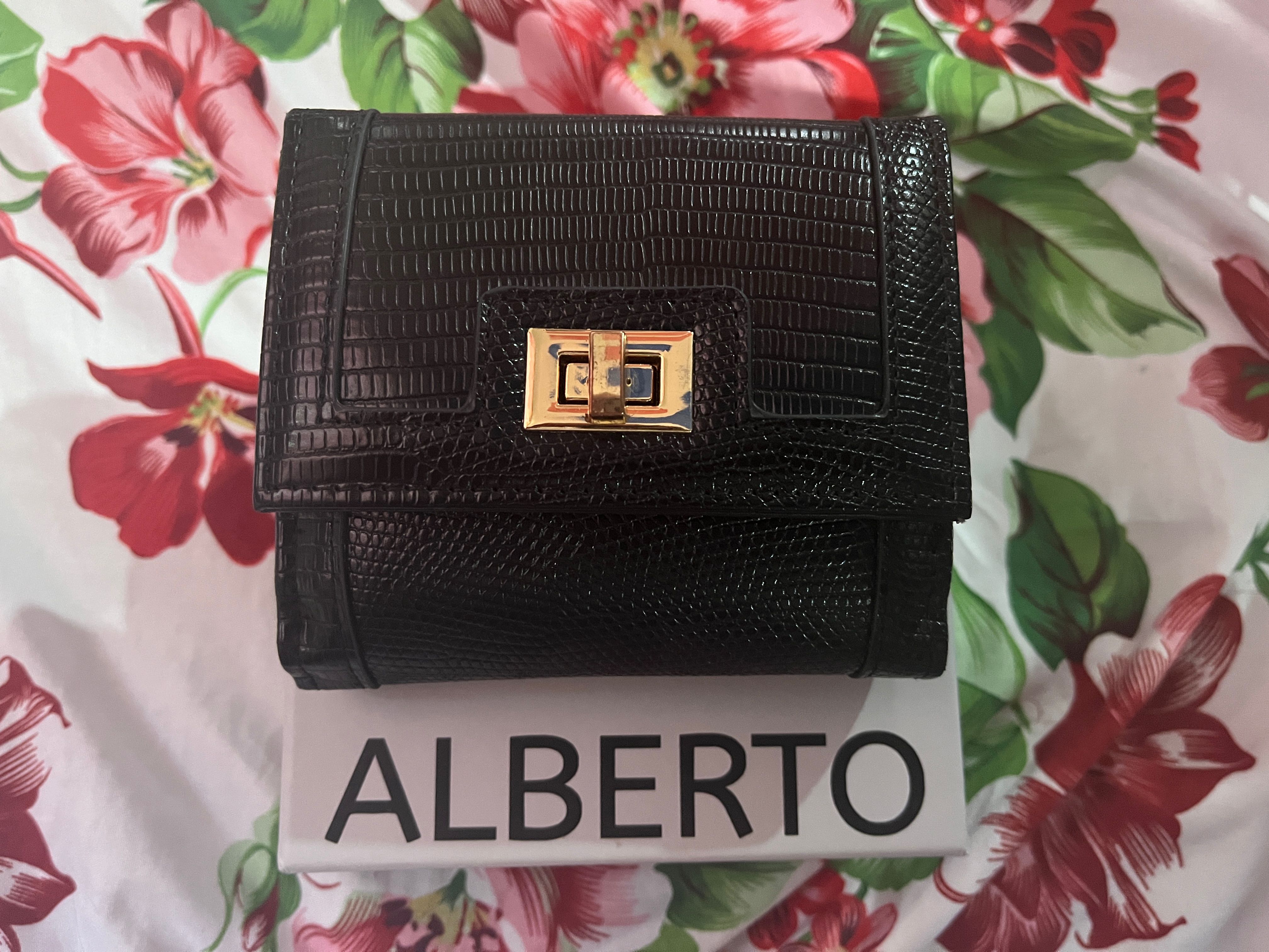 Alberto Short Wallet with coin purse on Carousell