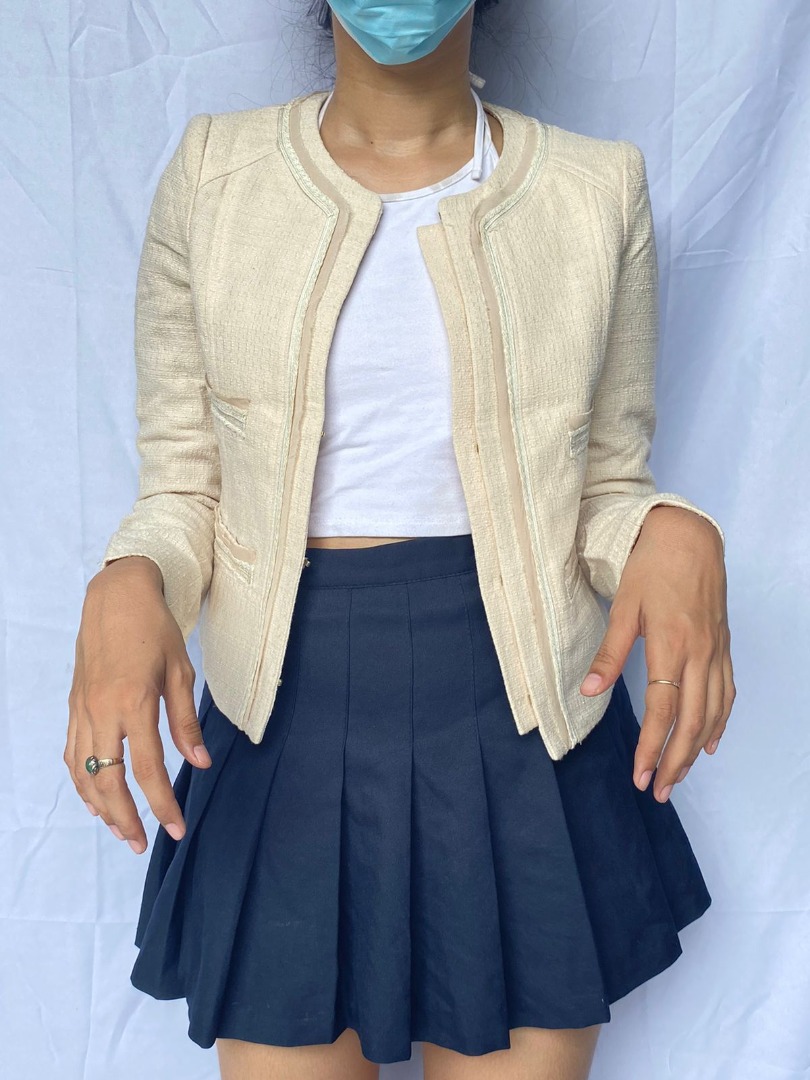 Blazer Outer Crop, Fesyen Wanita, Pakaian Wanita, Baju Luaran di Carousell