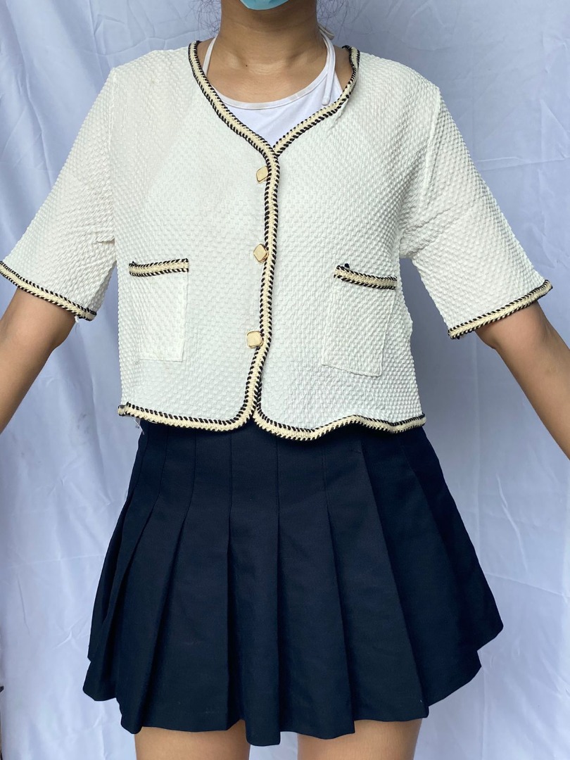 Blazer Outer Crop Lengan Pendek White, Fesyen Wanita, Pakaian Wanita ...