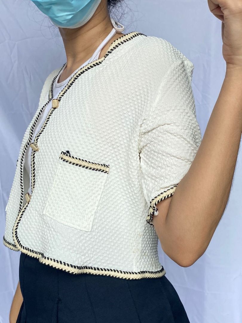 Blazer Outer Crop Lengan Pendek White, Fesyen Wanita, Pakaian Wanita ...