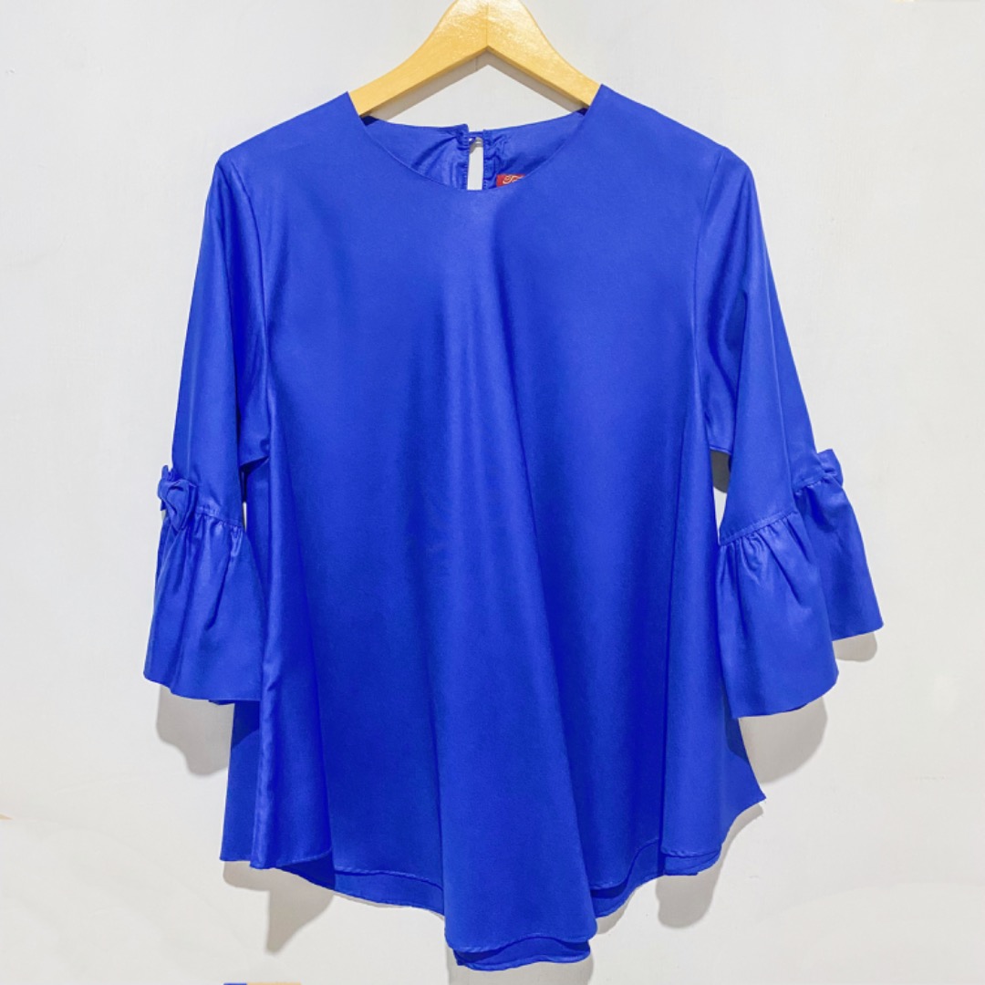 Blue ribbon top, Fesyen Wanita, Pakaian Wanita, Atasan di Carousell
