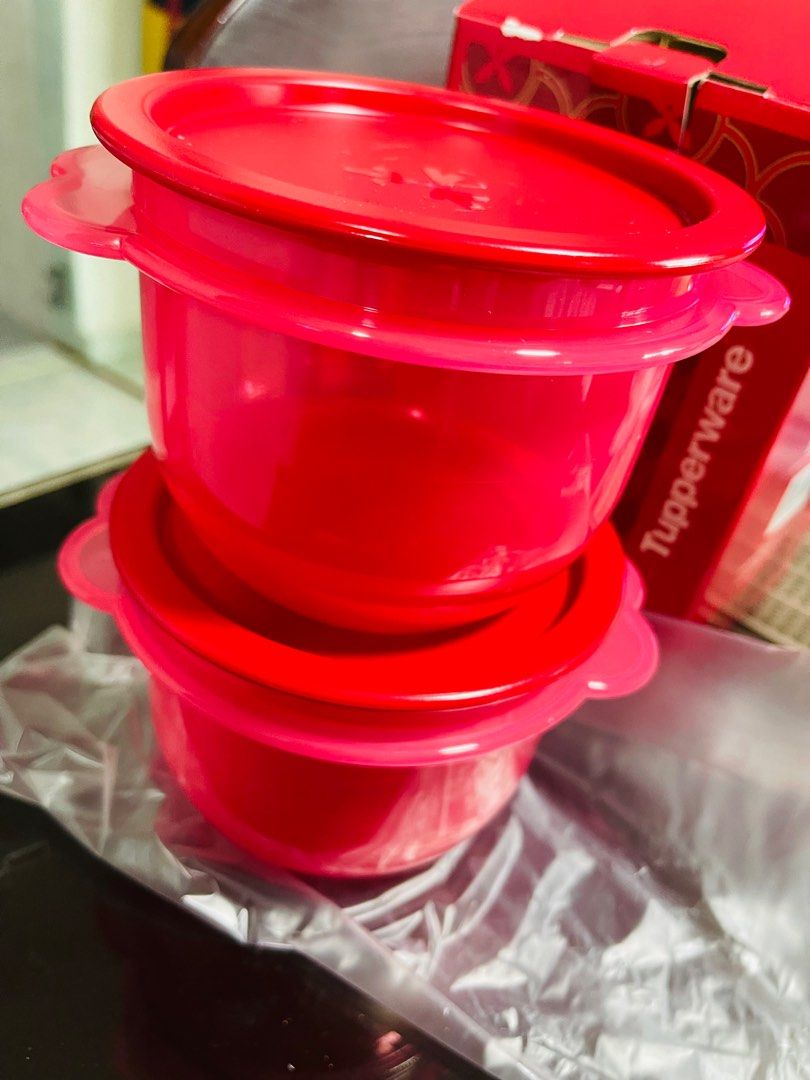 BNIB Tupperware boxes 750ML, Furniture & Home Living, Kitchenware ...