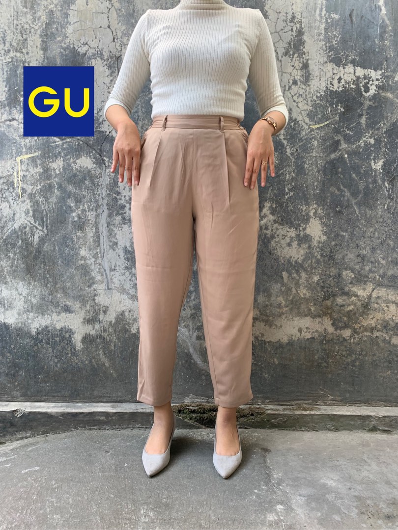 Celana gu uniqlo highwaist cream coksu bahan licin silk baggy pants ...