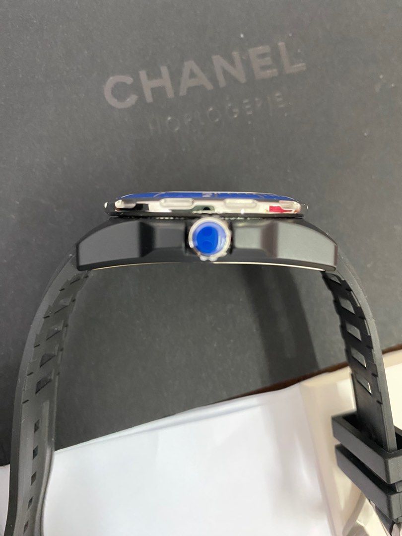 Chanel J12 Marine Blue 38mm H2561, Luxury, Watches on Carousell