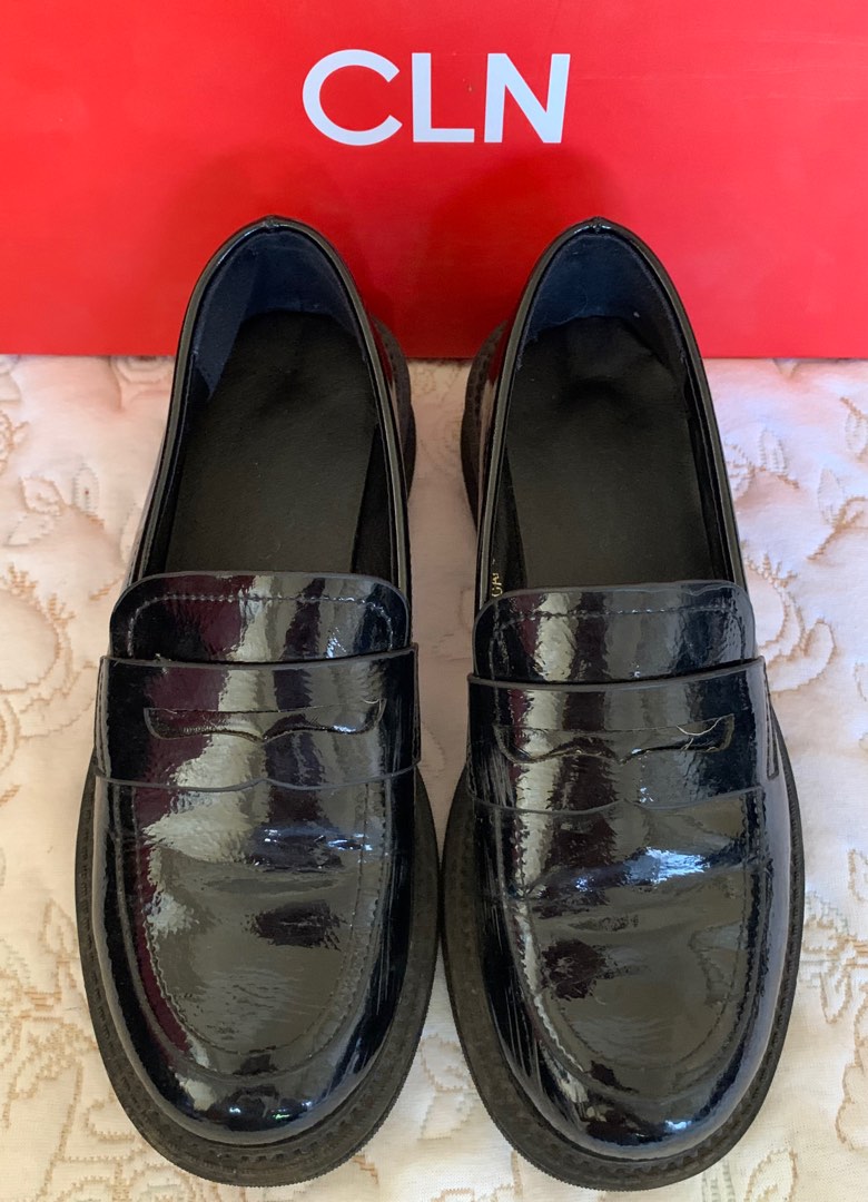 CLN Capucine Loafers in Black on Carousell