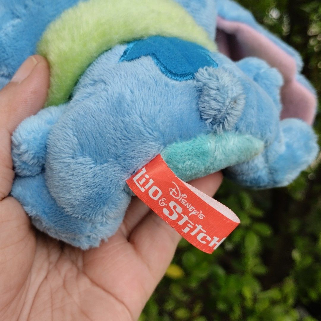DISNEY Lilo & Stitch Winter Stitch Mini Plush, Hobbies & Toys, Toys ...