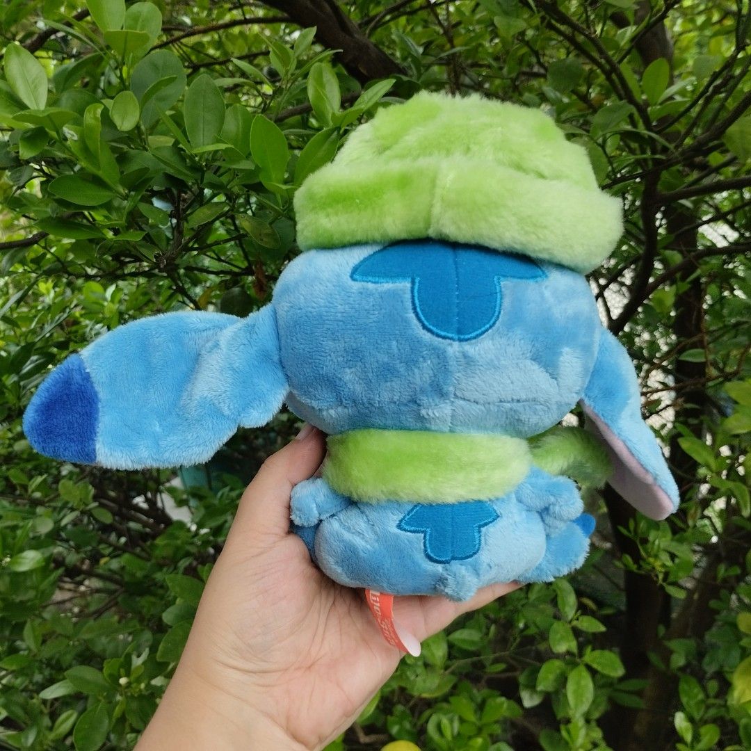 DISNEY Lilo & Stitch Winter Stitch Mini Plush, Hobbies & Toys, Toys ...