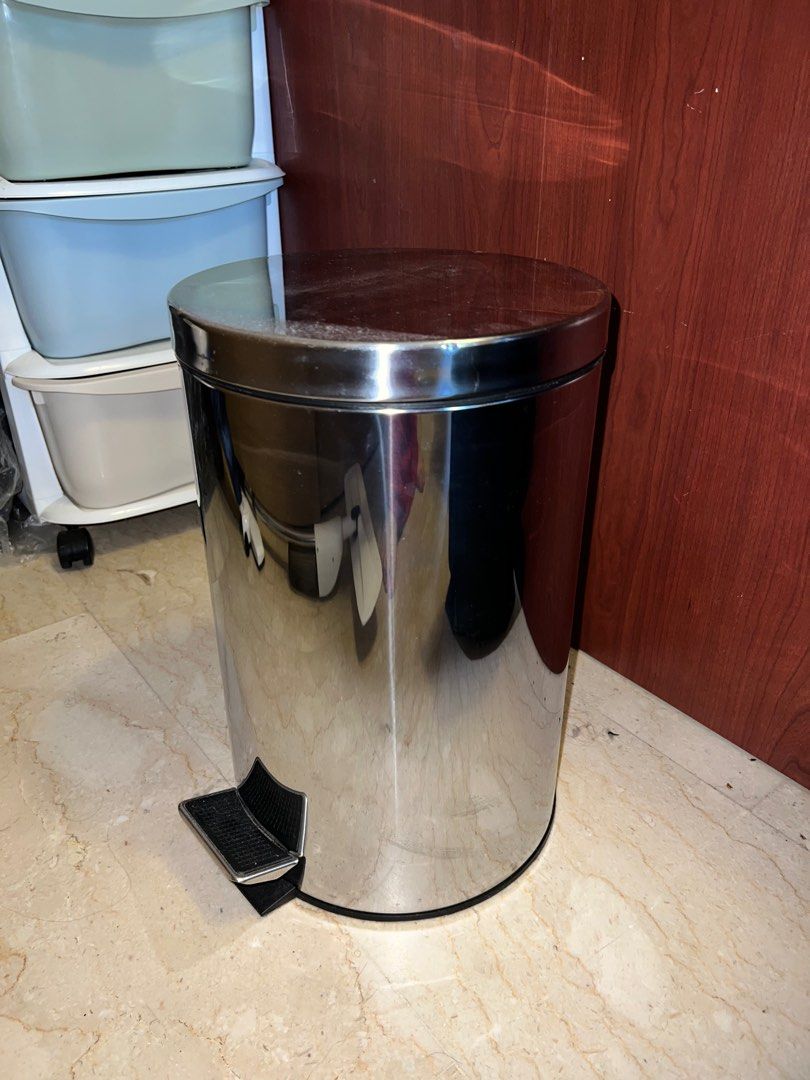 Dustbin, Furniture & Home Living, Cleaning & Homecare Supplies, Waste ...