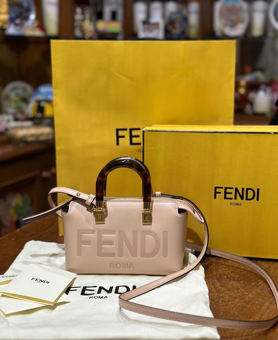 Excellent fendi mini btw 2023, Barang Mewah, Tas & Dompet di Carousell