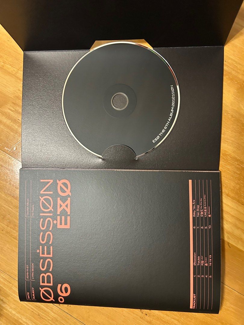 EXO Obsession album, 興趣及遊戲, 收藏品及紀念品, 明星周邊 - Carousell