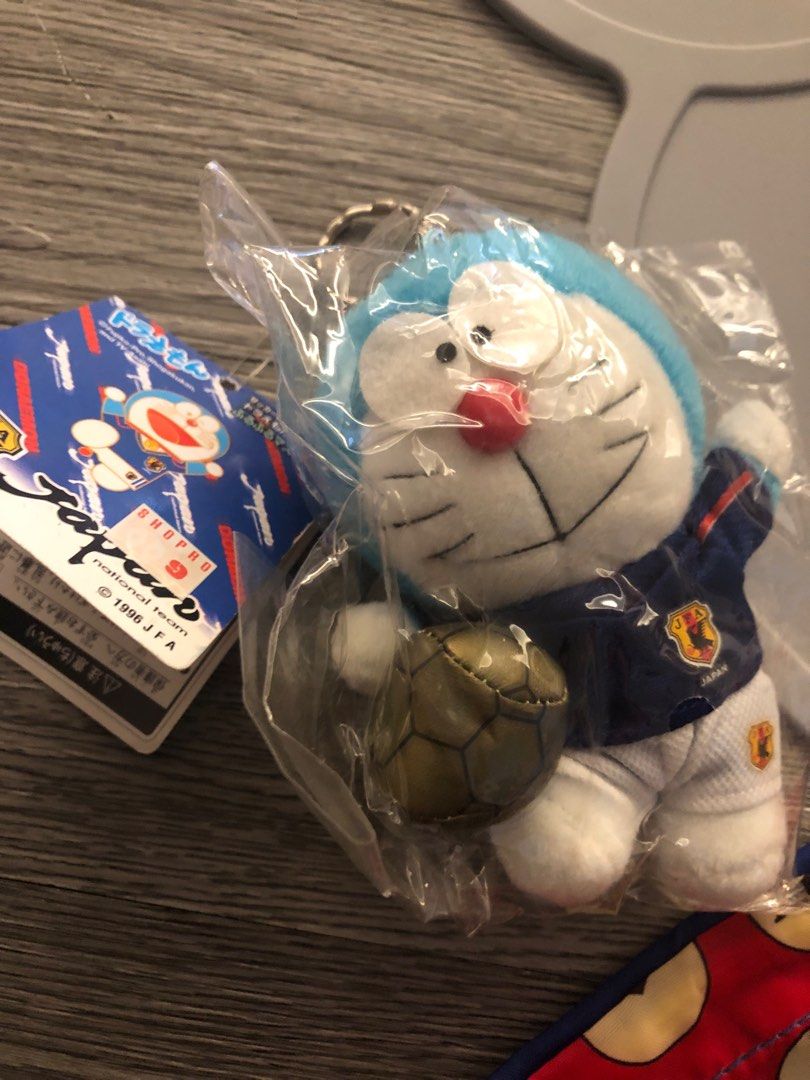 FREE TRACKED SHIPPING AND NEW AND UNUSED! Set of Doraemon 1996 JFA ...