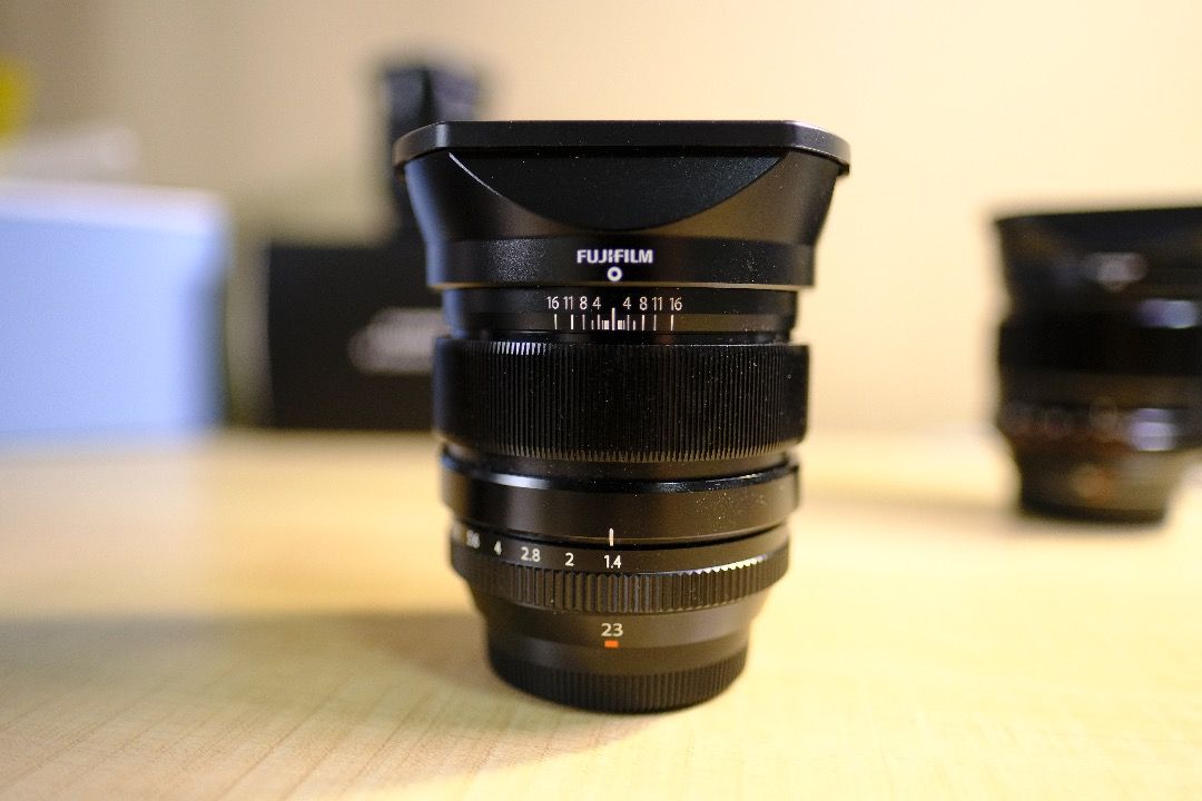 Fujifilm XF 23mm f1.4 R with LH-XF23-2 Lens Hood, Photography, Lens & Kits on Carousell