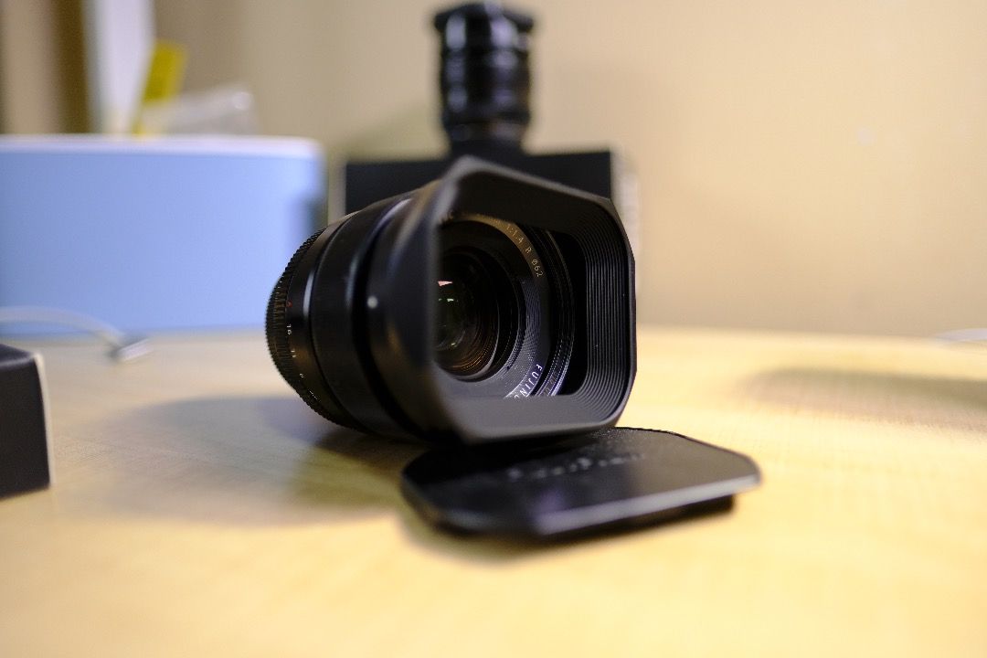 Fujifilm XF 23mm f1.4 R with LH-XF23-2 Lens Hood, Photography, Lens & Kits on Carousell