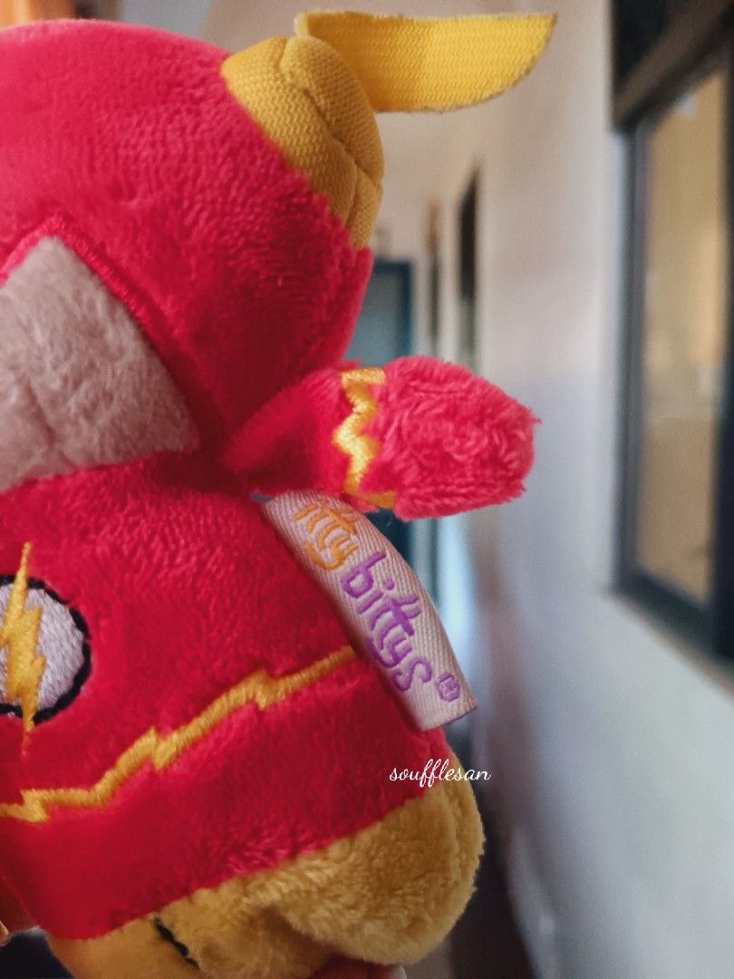 hallmark itty bitty marvel flash plush on Carousell