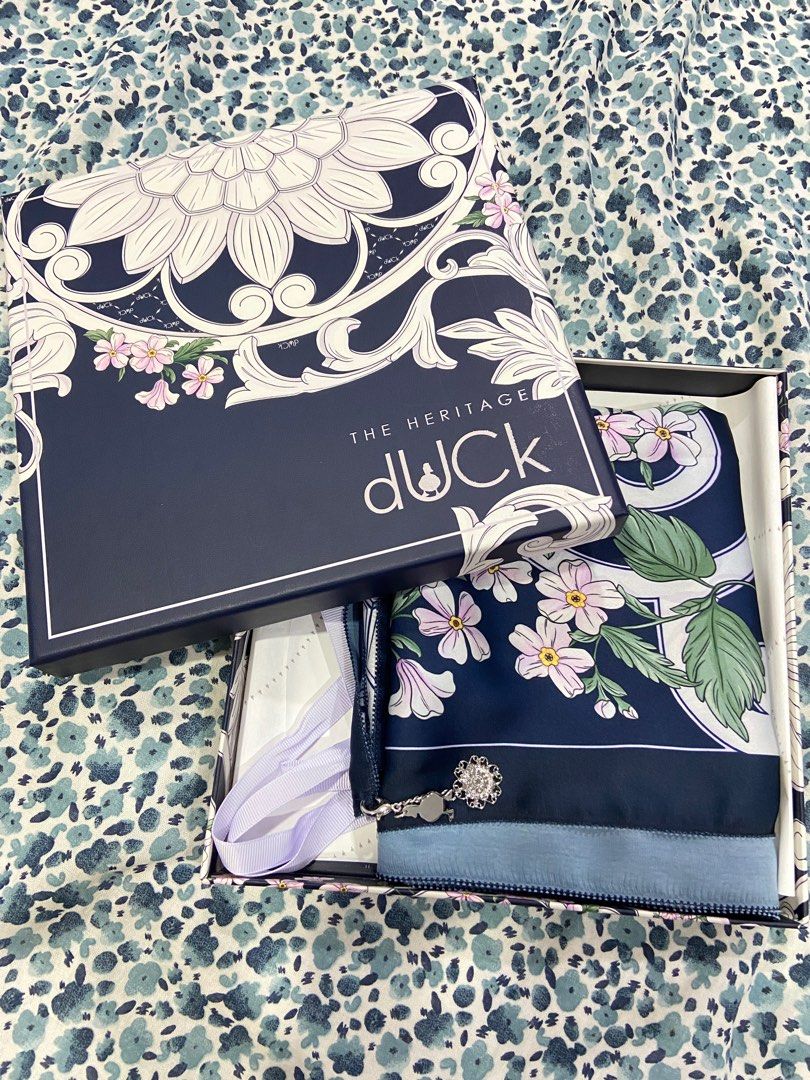 Heritage duck Asmara, Women's Fashion, Muslimah Fashion, Hijabs on ...