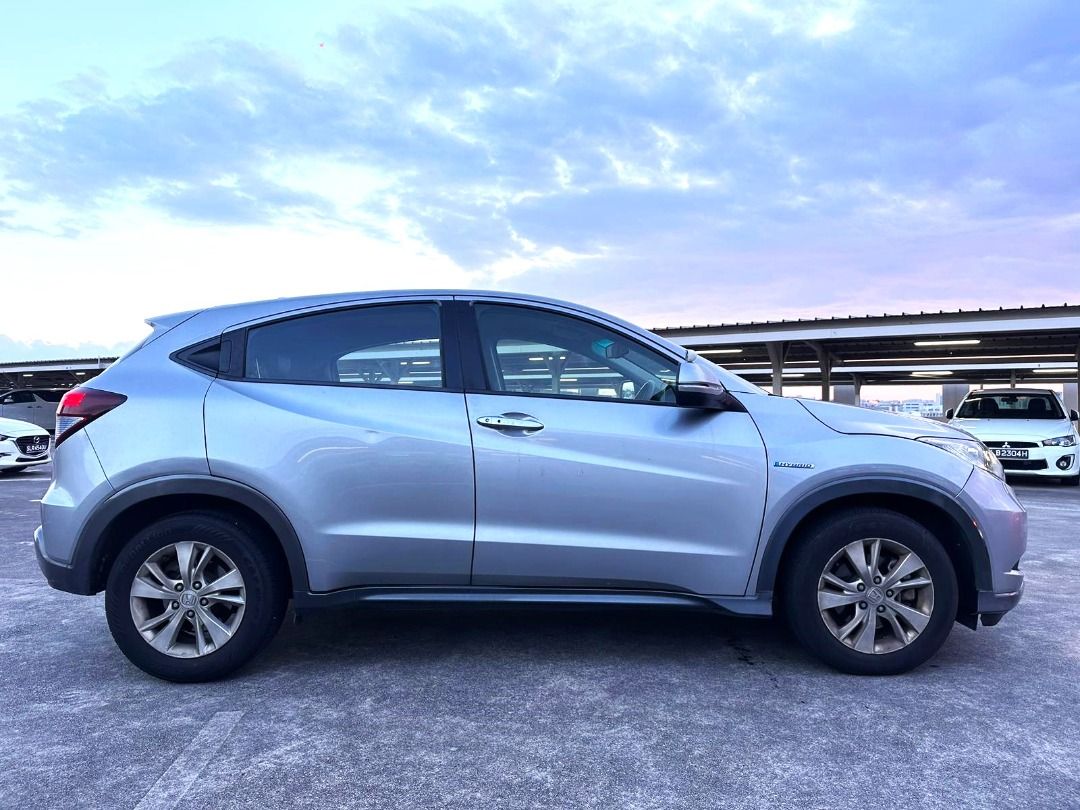 Honda Vezel Hybrid 1.5X Auto, Cars, Used Cars on Carousell