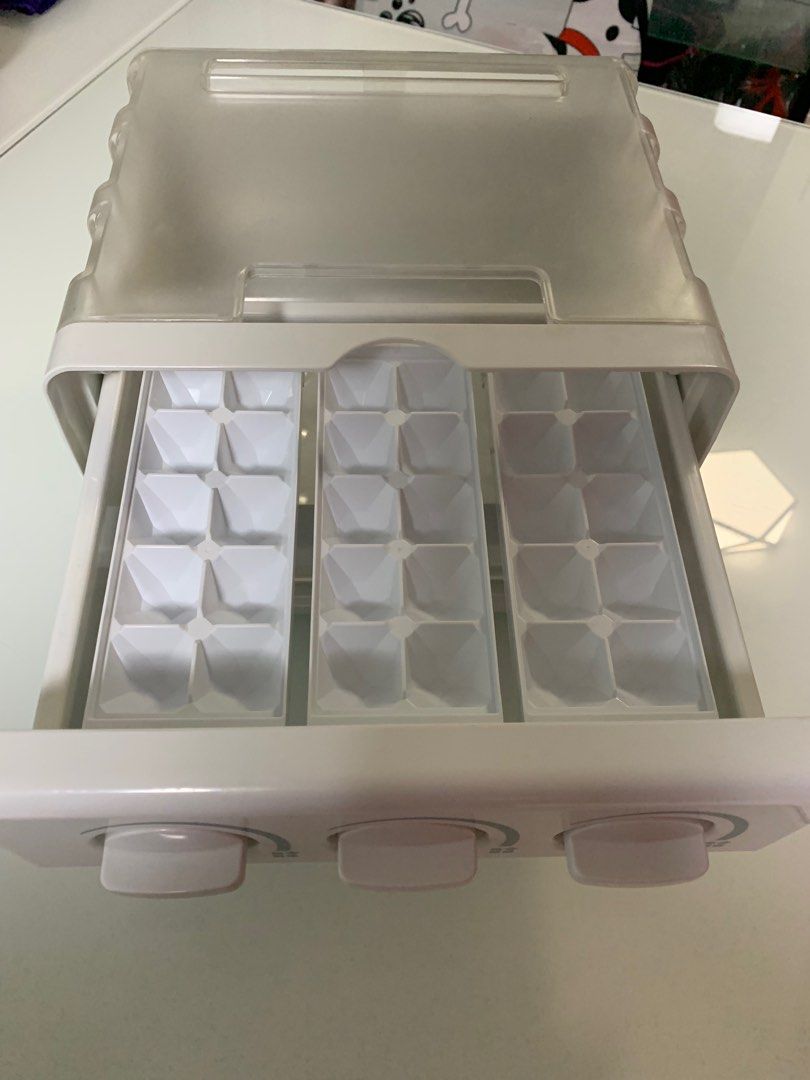 Ice maker Box with Tray, TV & Home Appliances, Kitchen Appliances ...