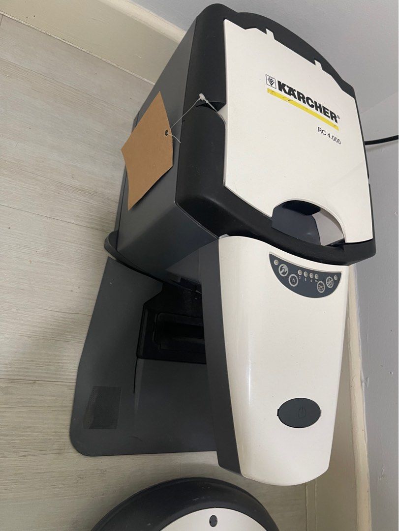 Karcher Robo Vacuum Cleaner RC4000, TV & Home Appliances, Vacuum ...