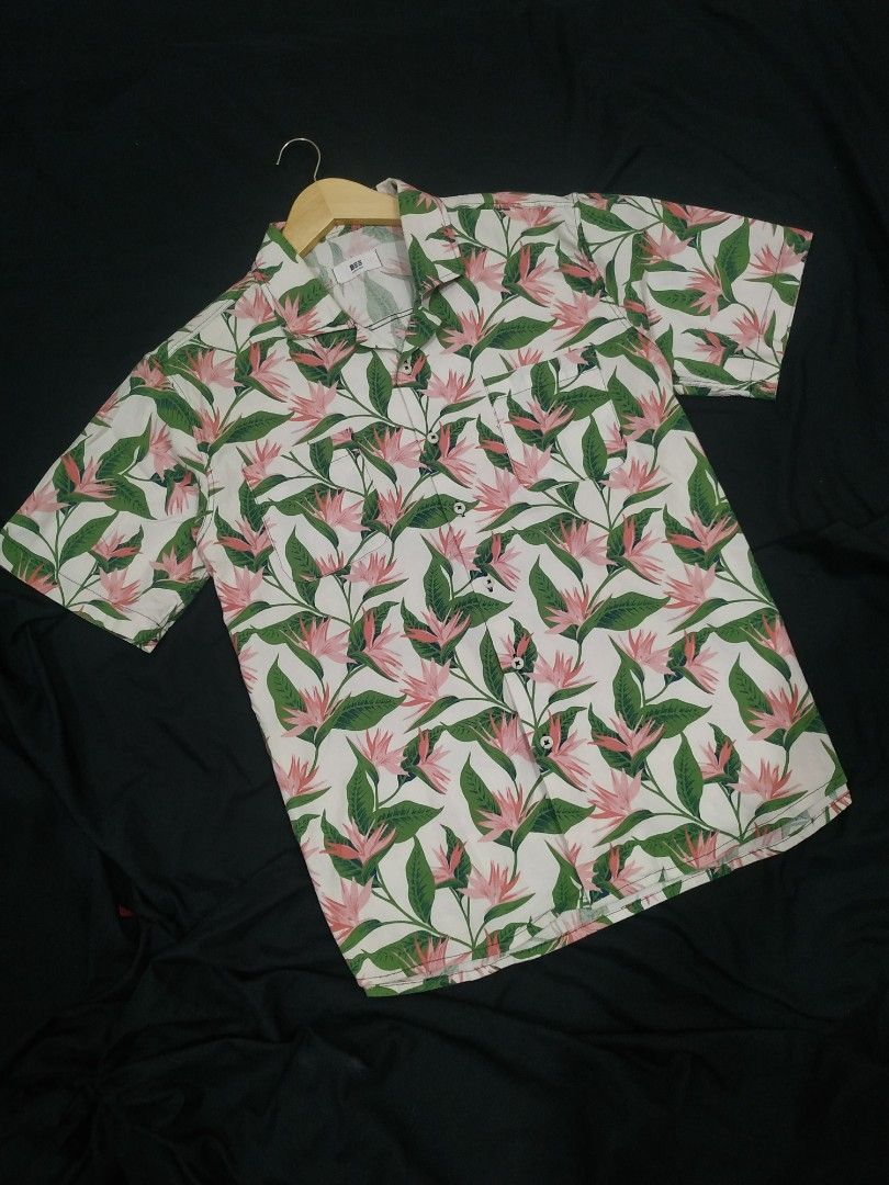 Kemeja pantai kemeja Hawai kemeja pattern, Fesyen Pria, Pakaian ...