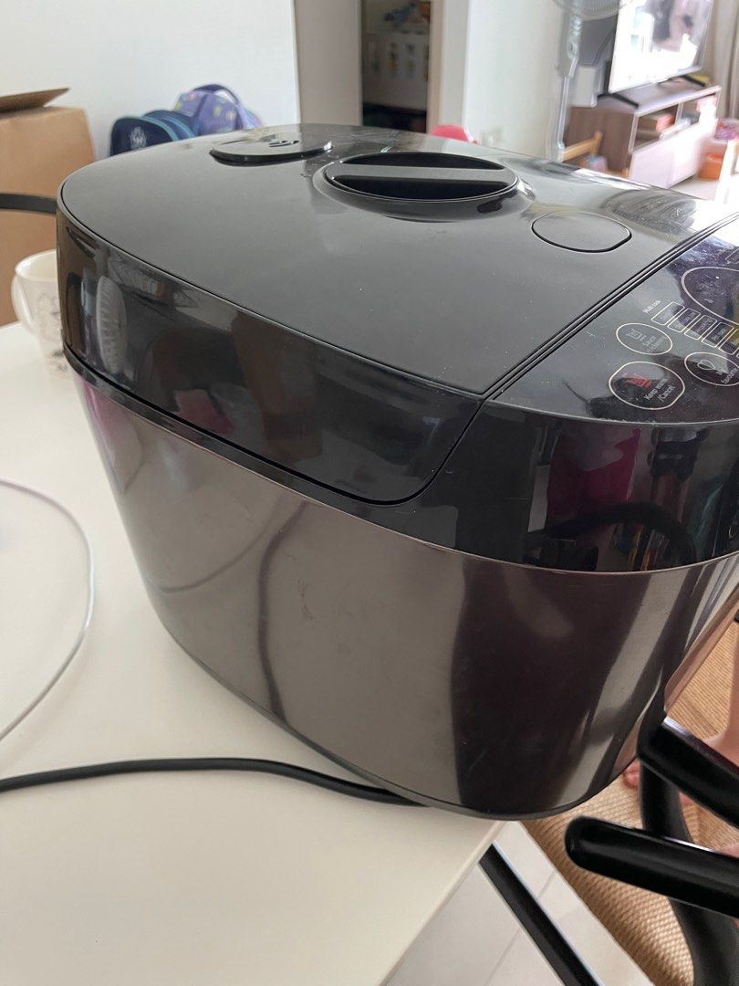 Kenwood pressure cooker, TV & Home Appliances, Kitchen Appliances ...