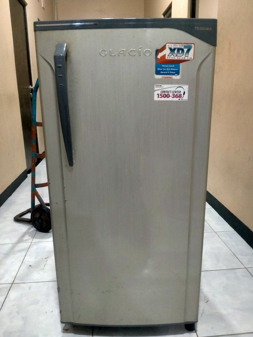 kulkas 1 pintu toshiba, Kitchen & Appliances di Carousell