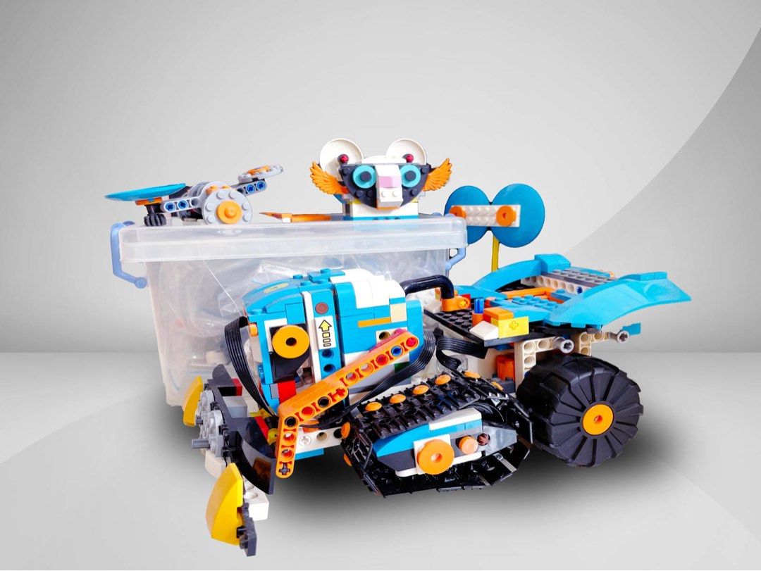 Lego Boost 17101, Hobbies & Toys, Toys & Games on Carousell