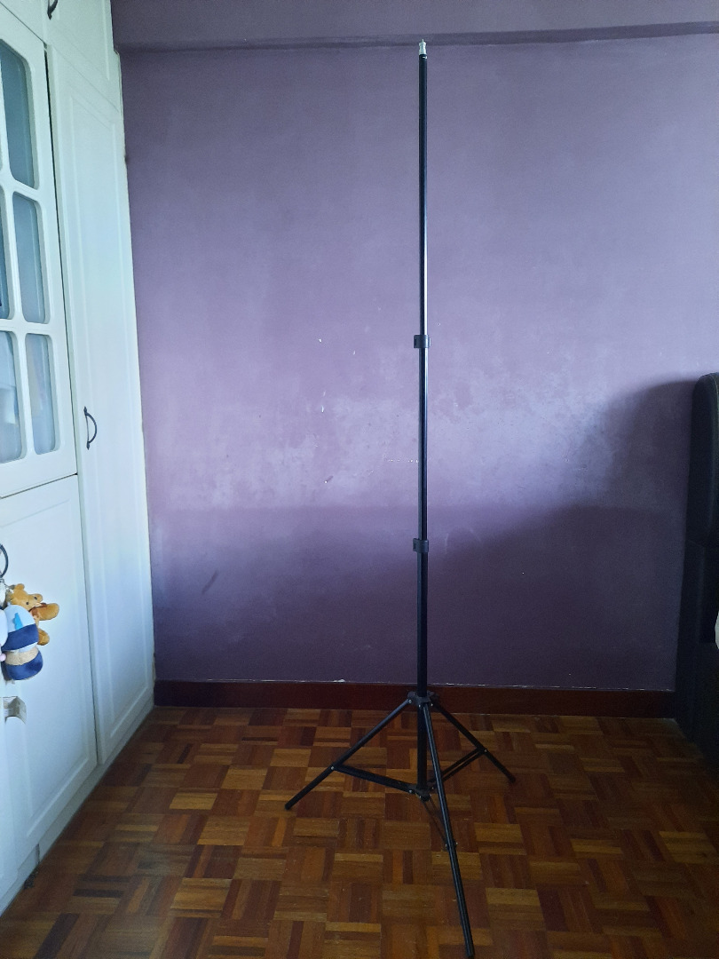 Light stand/ flash stand x 4pcs, Photography, Photography Accessories ...