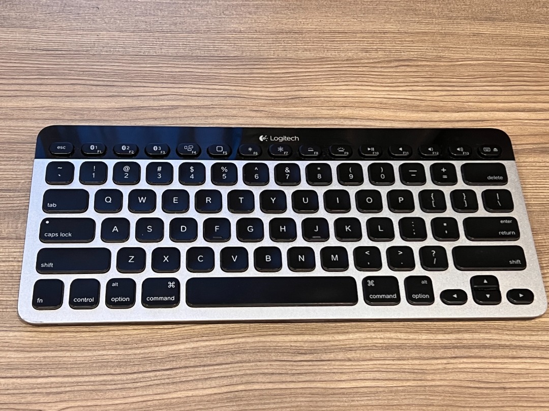 Logitech K811 Keyboard, Computers & Tech, Parts & Accessories, Computer ...