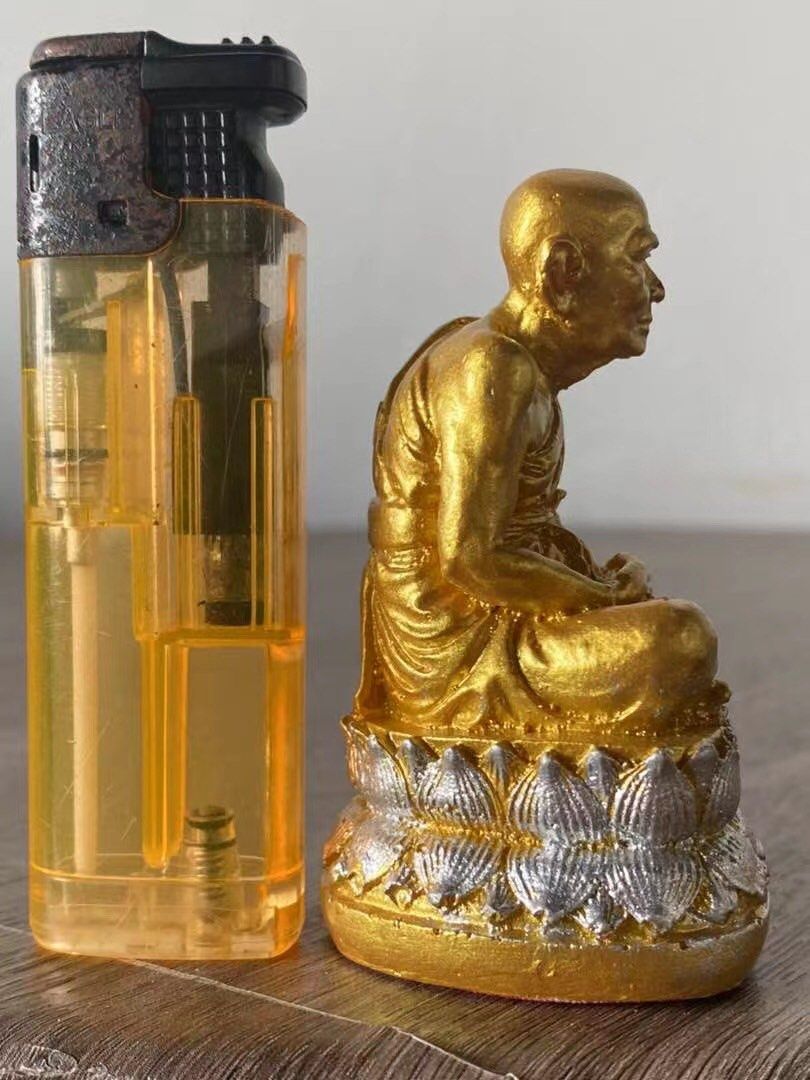 Lp Thuad Bucha Wat ChangHai, Hobbies & Toys, Memorabilia & Collectibles ...