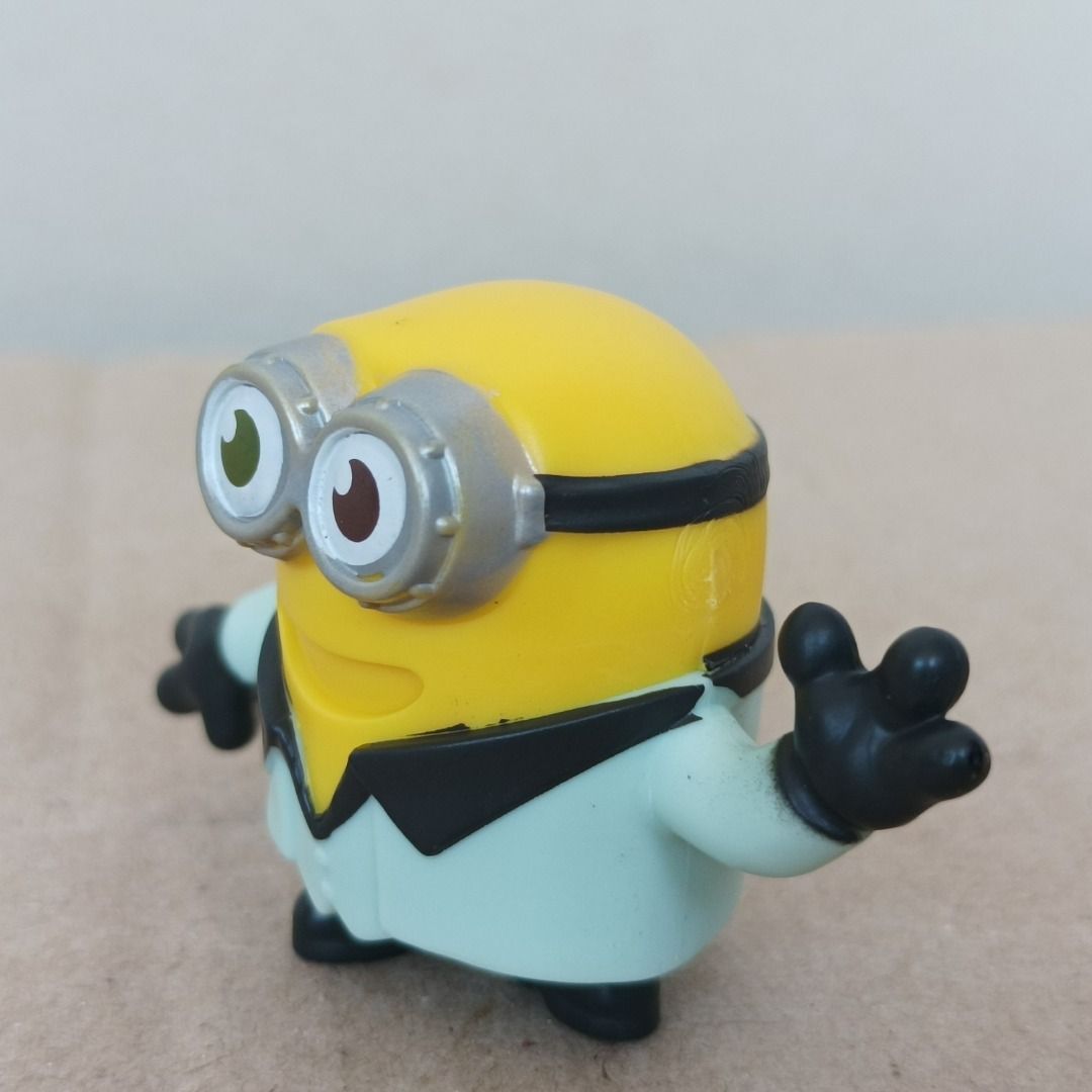 Mc Donald 2020 Minion Rise of Gru Figure #20, Toys & Collectibles ...