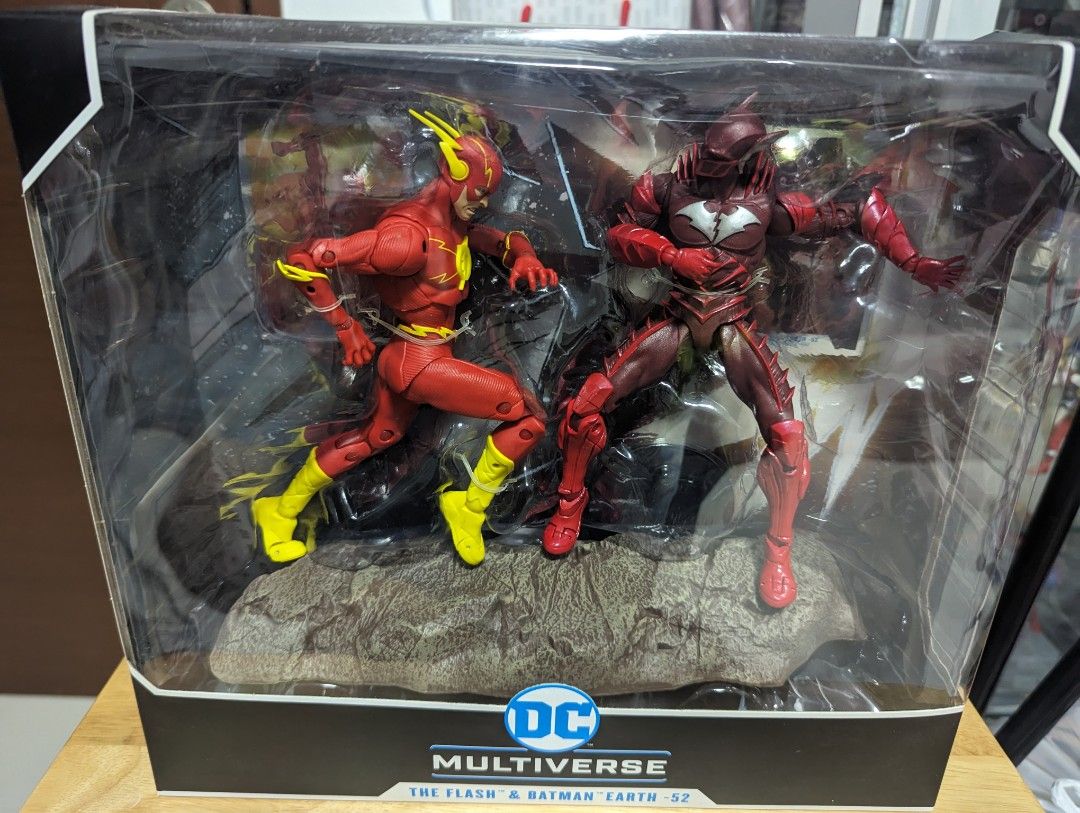 McFarlane DC Multiverse Dark Night Metals - Flash Vs Red Death, Hobbies ...