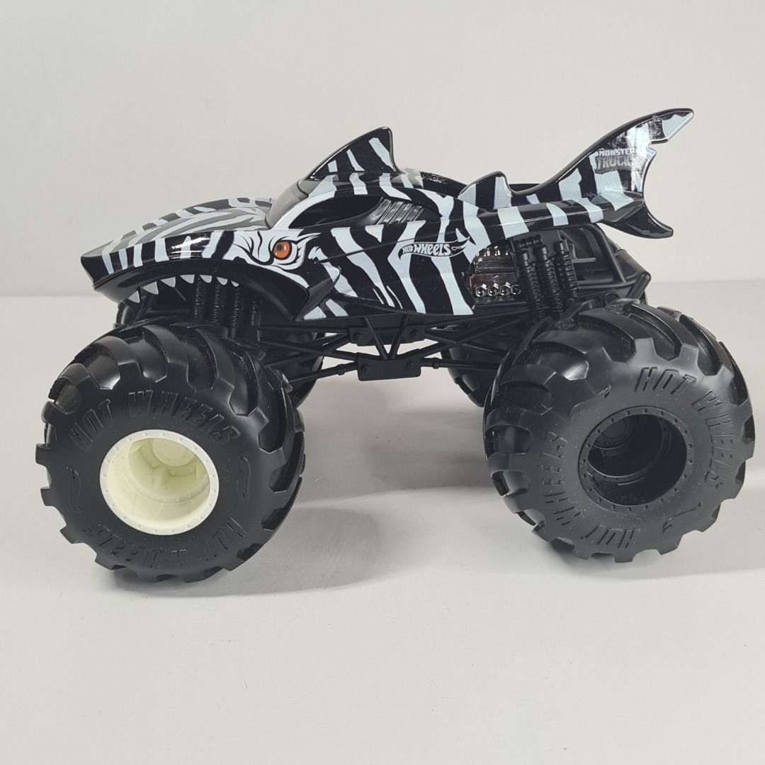 Monster Jam Zebra Shark 1/24 scale (approx. 7 inches), Hobbies & Toys ...