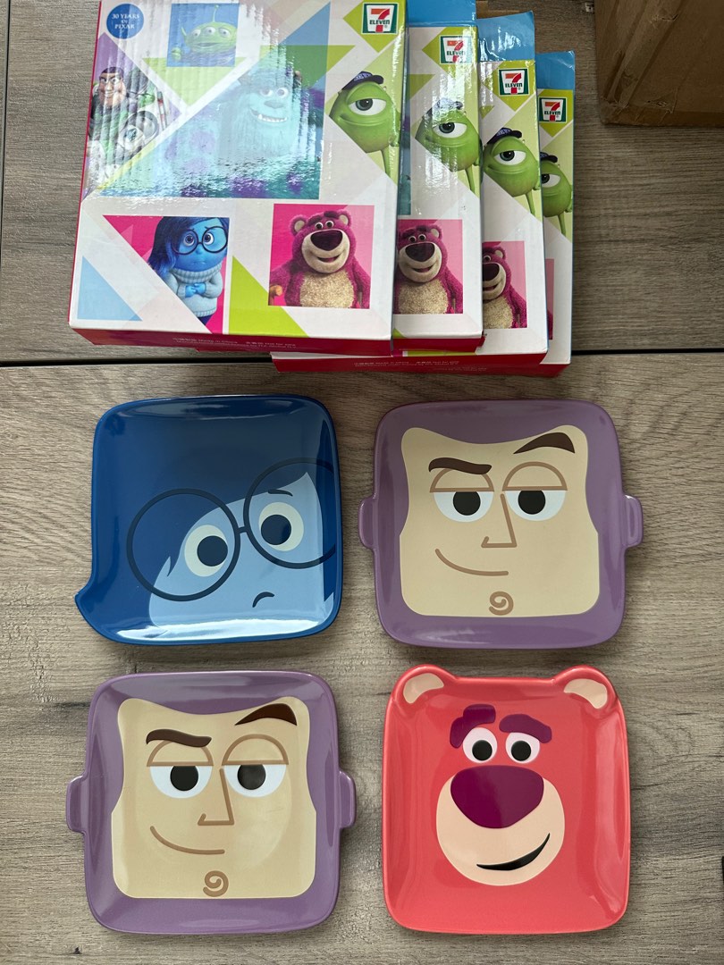 NEW 4 x 7-11 Disney Pixar mini side plates, 傢俬＆家居, 廚具和餐具, 其他廚具和餐具 ...