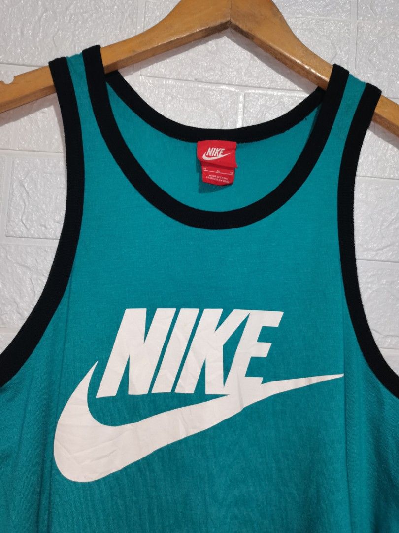 Nike Sando, Men's Fashion, Activewear on Carousell