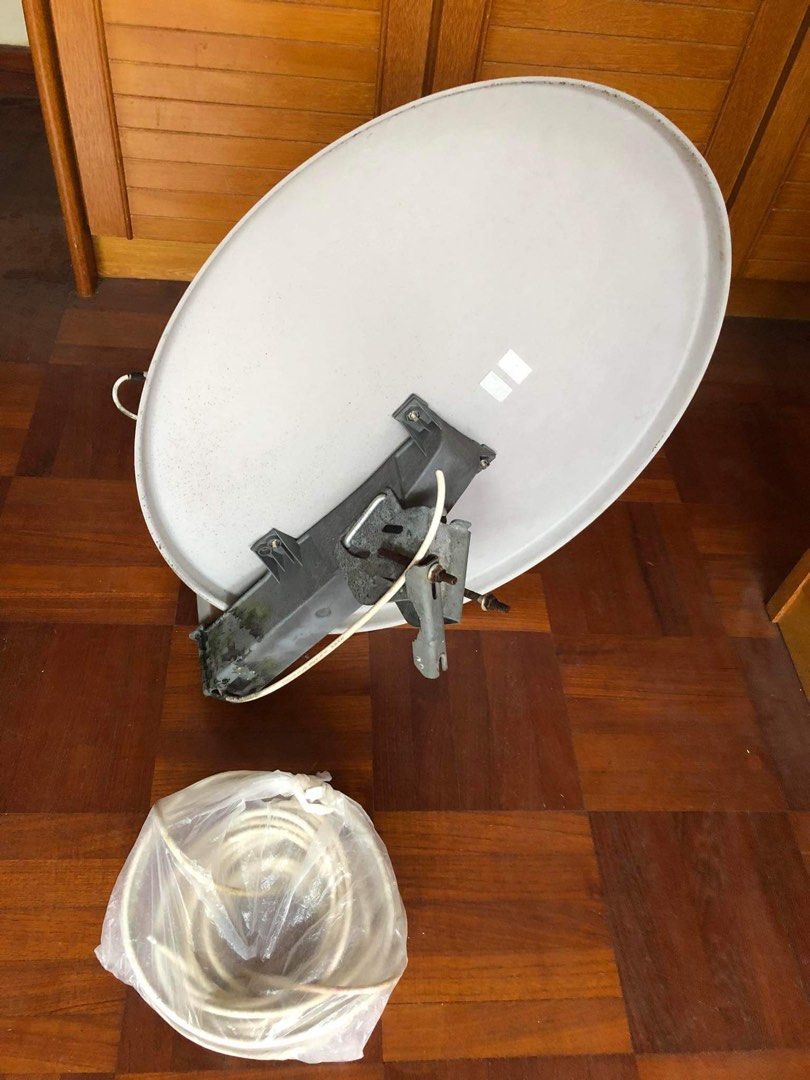 Piring Astro Dish Plate Satellite Antenna, TV & Home Appliances, TV ...