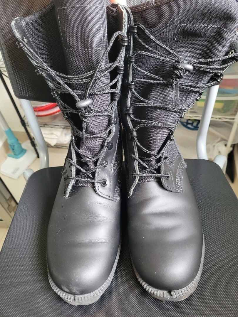 SAF Army WP (Wellco Peruana) military boots - Size 8.5 Military ...
