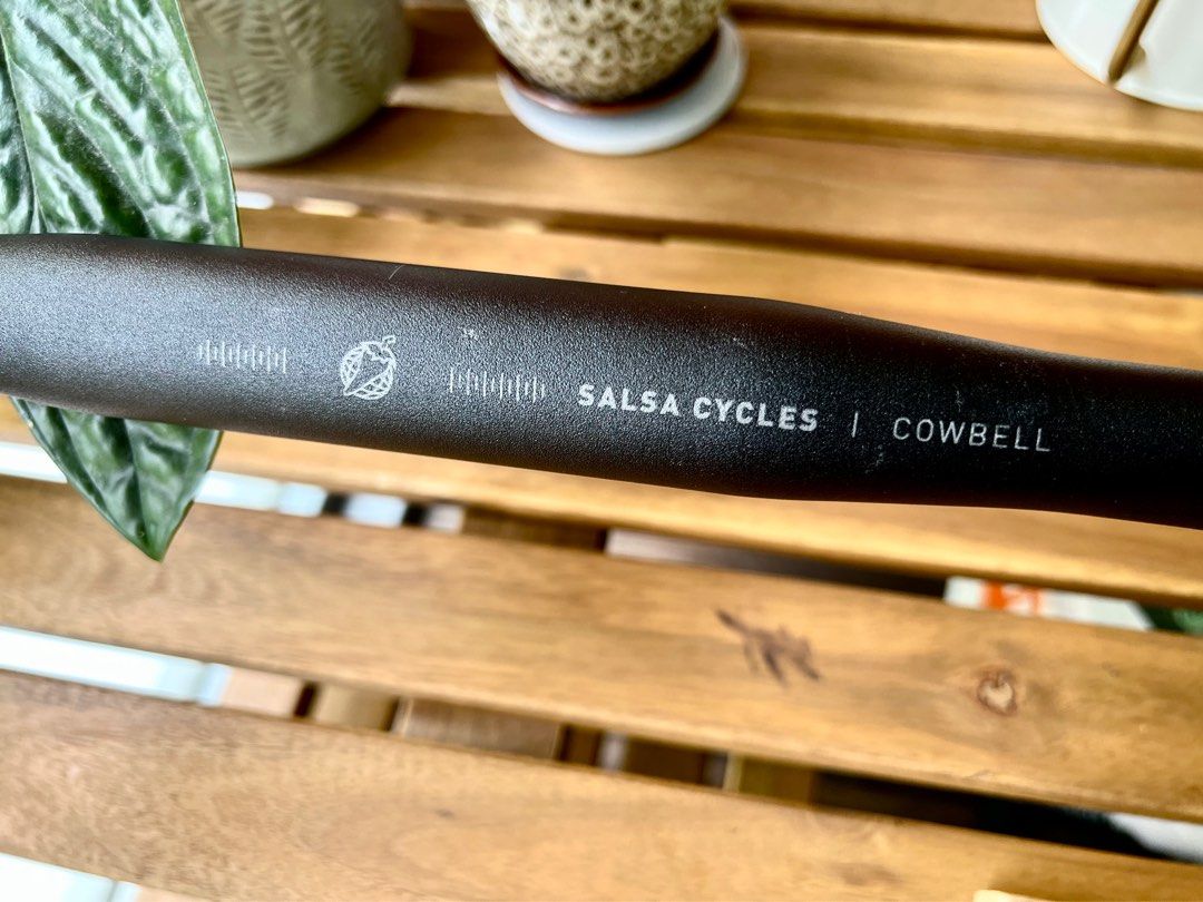 Salsa Cowbell Handlebar, Sports Equipment, Bicycles & Parts, Parts ...
