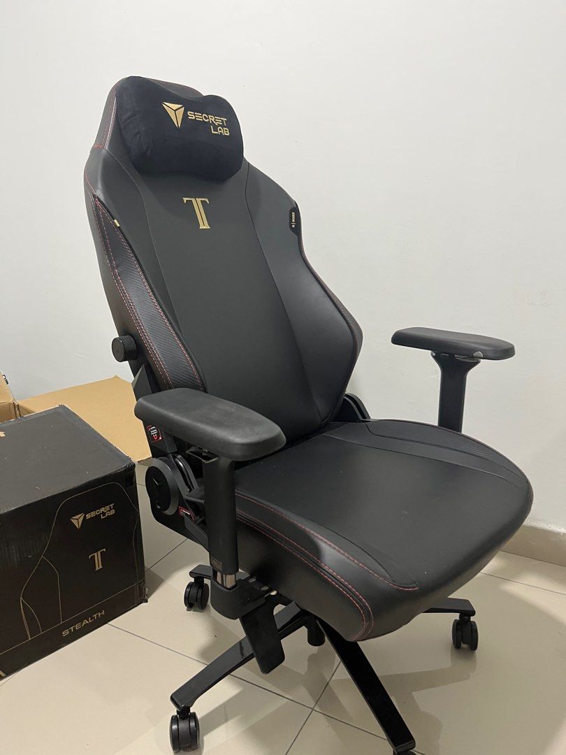 Secret Lab Titan Evo 2022, Furniture & Home Living, Furniture, Chairs ...