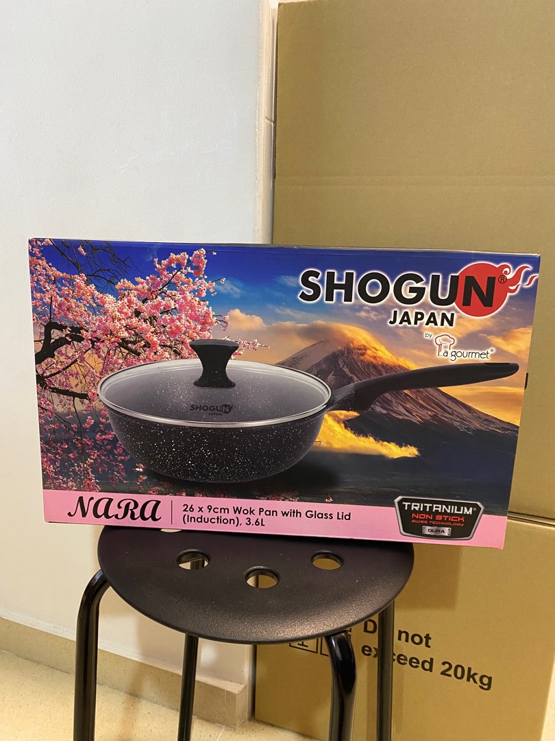 Shogun Japan 26cm Wok Pan with Glass Lid La Gourmet, Furniture & Home ...